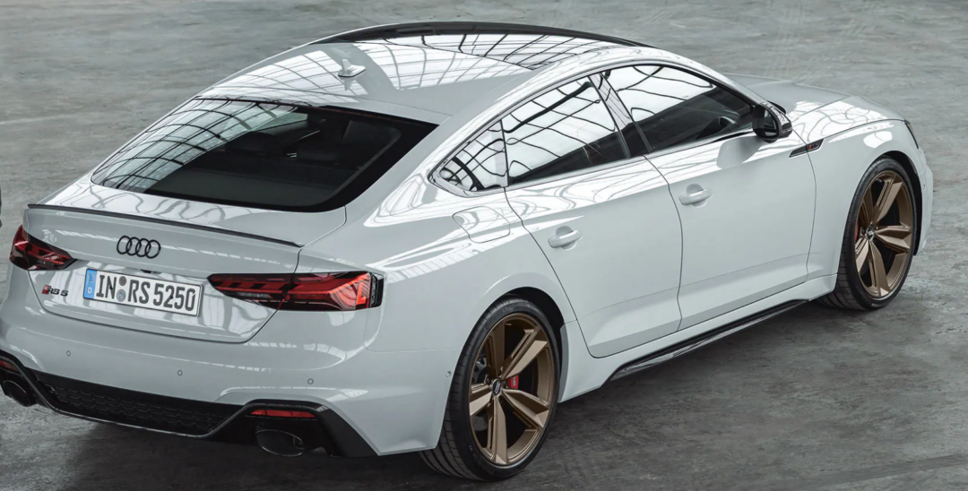 Audi RS 5 Competition chega em duas versões | AutoInforme