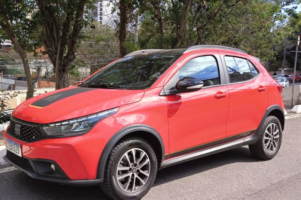 Airbag, freio ABS, luz DRL e controle de estabilidade são itens ...